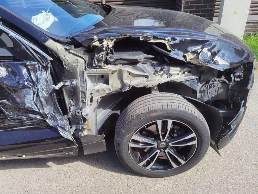 Черный Вольво ХС60 2019 в Каунас, объемом двигателя 1.97 л и пробегом 160 тыс. км за 11800 €, фото 56 на AUTOMOTO.COM.LV