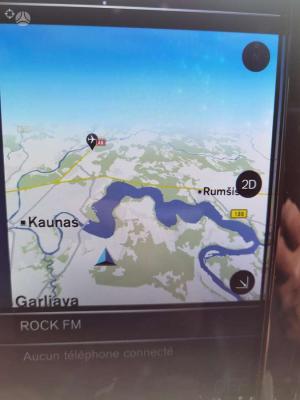 Black Volvo XC60 2019 in Kaunas, with an engine capacity of 1.97 L and mileage of 160 thousand km for 10500 €, photo 26 on AUTOMOTO.COM.LV