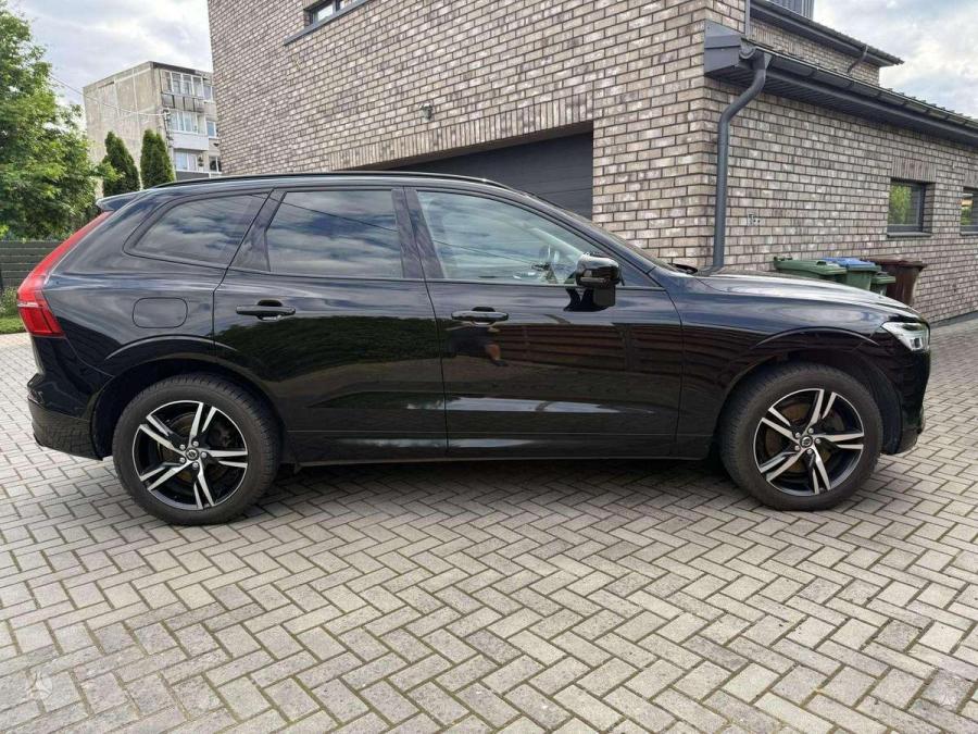 Melns Volvo XC60 2019 Kauņa, ar dzinēja tilpumu 1.97 L un nobraukumu 86 tūkst. km par 25500 €, foto 8 vietnē AUTOMOTO.COM.LV