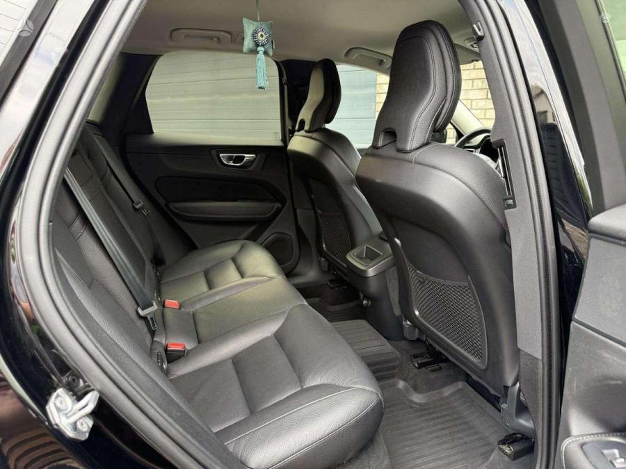 Melns Volvo XC60 2019 Kauņa, ar dzinēja tilpumu 1.97 L un nobraukumu 86 tūkst. km par 25500 €, foto 21 vietnē AUTOMOTO.COM.LV