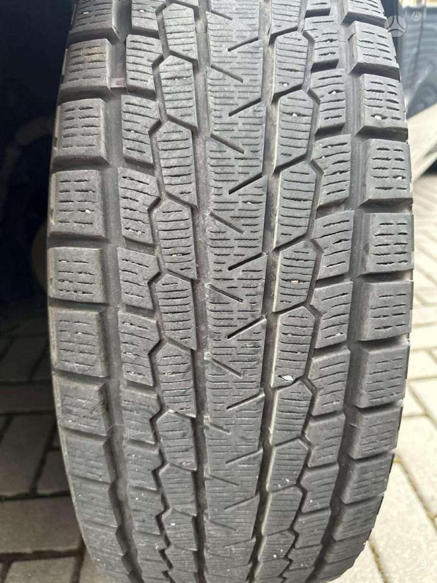 Melns Volvo XC60 2019 Kauņa, ar dzinēja tilpumu 1.97 L un nobraukumu 86 tūkst. km par 25500 €, foto 32 vietnē AUTOMOTO.COM.LV