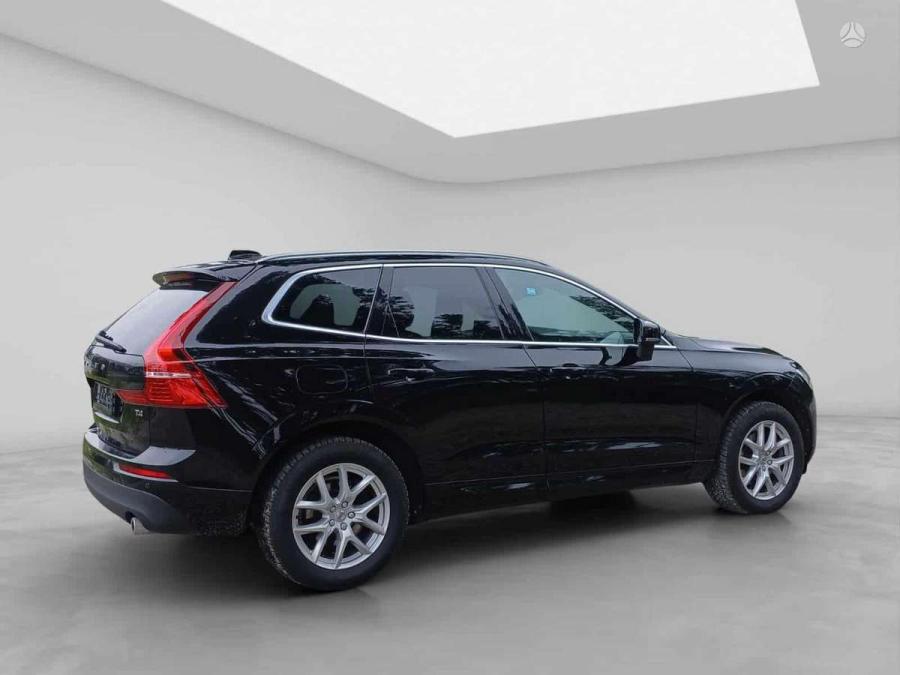 Melns Volvo XC60 2019 Viļņa, ar dzinēja tilpumu 2.00 L un nobraukumu 294 tūkst. km par 17790 €, foto 5 vietnē AUTOMOTO.COM.LV