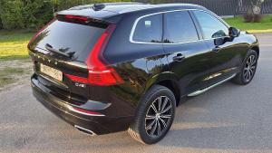 Black Volvo XC60 2019 in Panevezys, with an engine capacity of 1.97 L and mileage of 189 thousand km for 19301 €, photo 6 on AUTOMOTO.COM.LV
