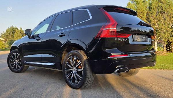 Black Volvo XC60 2019 in Panevezys, with an engine capacity of 1.97 L and mileage of 189 thousand km for 19301 €, photo 11 on AUTOMOTO.COM.LV