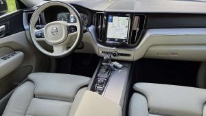 Black Volvo XC60 2019 in Panevezys, with an engine capacity of 1.97 L and mileage of 189 thousand km for 19301 €, photo 37 on AUTOMOTO.COM.LV
