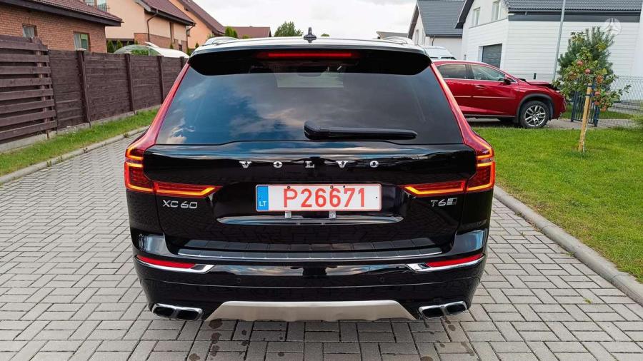 Melns Volvo XC60 2019 Klaipėda, ar dzinēja tilpumu 2.00 L un nobraukumu 129 tūkst. km par 22000 €, foto 7 vietnē AUTOMOTO.COM.LV