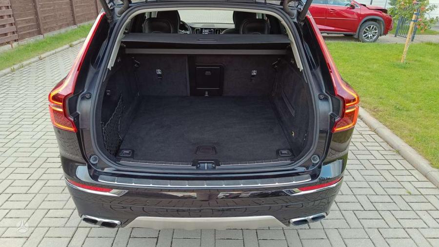 Melns Volvo XC60 2019 Klaipėda, ar dzinēja tilpumu 2.00 L un nobraukumu 129 tūkst. km par 22000 €, foto 28 vietnē AUTOMOTO.COM.LV