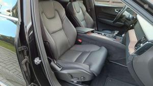 Melns Volvo XC60 2019 Klaipėda, ar dzinēja tilpumu 2.00 L un nobraukumu 129 tūkst. km par 22000 €, foto 32 vietnē AUTOMOTO.COM.LV