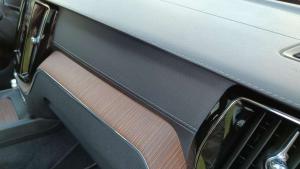 Melns Volvo XC60 2019 Klaipėda, ar dzinēja tilpumu 2.00 L un nobraukumu 129 tūkst. km par 22000 €, foto 36 vietnē AUTOMOTO.COM.LV