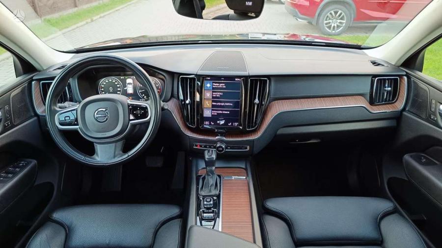 Melns Volvo XC60 2019 Klaipėda, ar dzinēja tilpumu 2.00 L un nobraukumu 129 tūkst. km par 22000 €, foto 39 vietnē AUTOMOTO.COM.LV