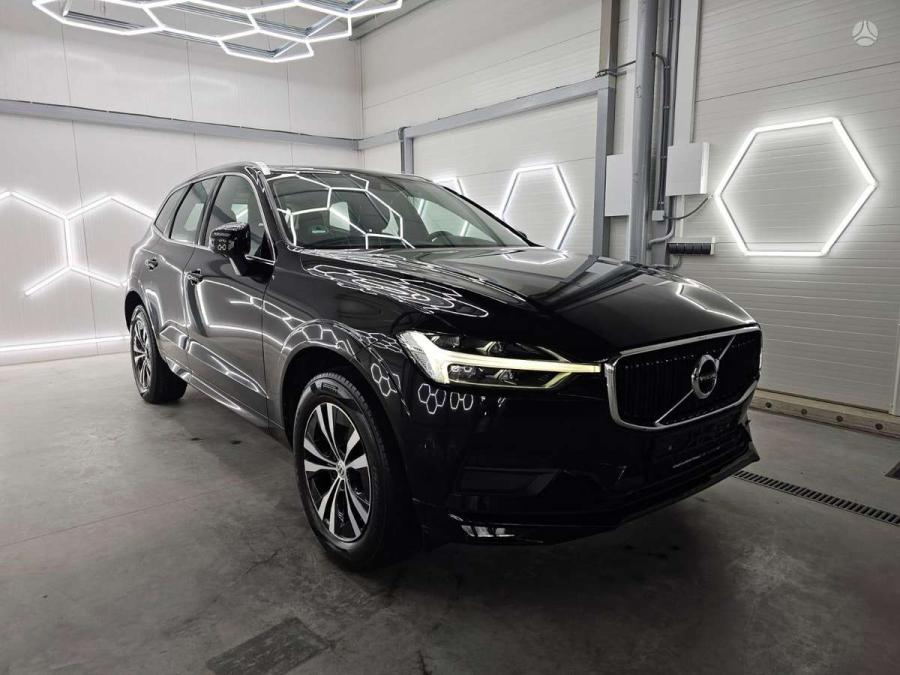 Melns Volvo XC60 2019 Mažeikiai, ar dzinēja tilpumu 2.00 L un nobraukumu 249 tūkst. km par 20500 €, foto 1 vietnē AUTOMOTO.COM.LV