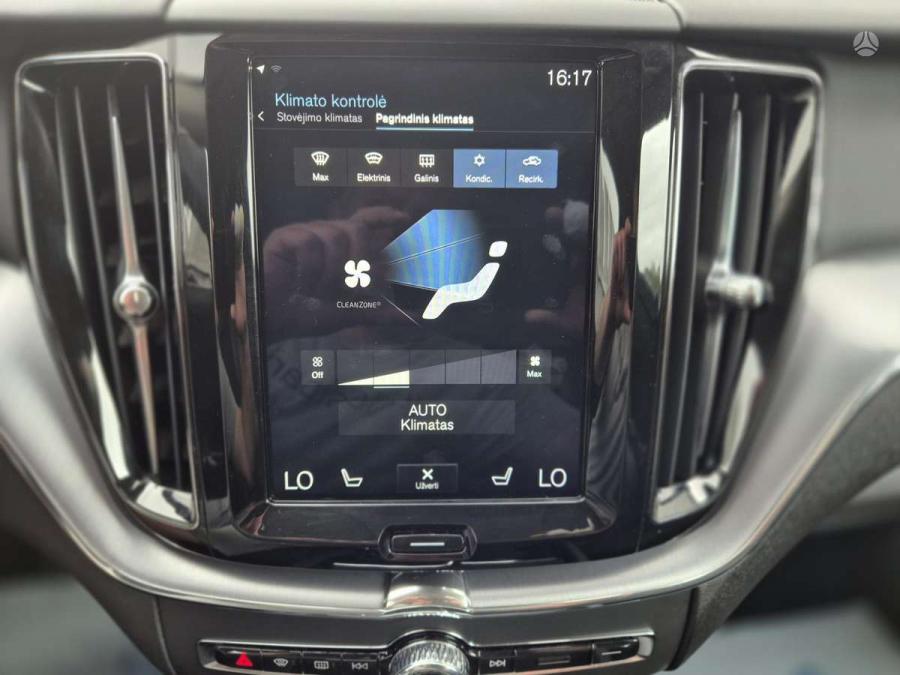 Melns Volvo XC60 2019 Mažeikiai, ar dzinēja tilpumu 2.00 L un nobraukumu 249 tūkst. km par 20500 €, foto 28 vietnē AUTOMOTO.COM.LV