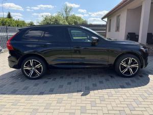 Melns Volvo XC60 2019 Viļņa, ar dzinēja tilpumu 1.97 L un nobraukumu 200 tūkst. km par 21800 €, foto 3 vietnē AUTOMOTO.COM.LV