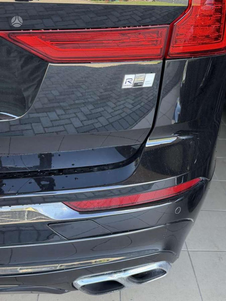Melns Volvo XC60 2019 Viļņa, ar dzinēja tilpumu 1.97 L un nobraukumu 200 tūkst. km par 21800 €, foto 15 vietnē AUTOMOTO.COM.LV