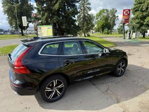 Black Volvo XC60 2019 in Taurage, with an engine capacity of 1.97 L and mileage of 120 thousand km for 21999 €, photo 7 on AUTOMOTO.COM.LV