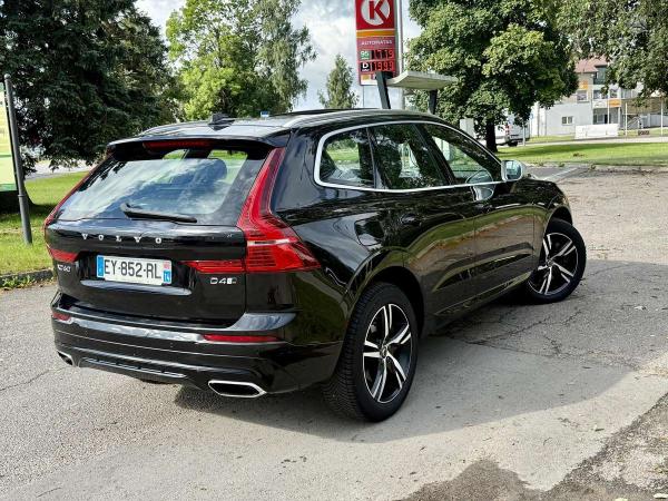 Black Volvo XC60 2019 in Taurage, with an engine capacity of 1.97 L and mileage of 120 thousand km for 21999 €, photo 8 on AUTOMOTO.COM.LV