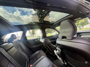 Black Volvo XC60 2019 in Taurage, with an engine capacity of 1.97 L and mileage of 120 thousand km for 21999 €, photo 16 on AUTOMOTO.COM.LV