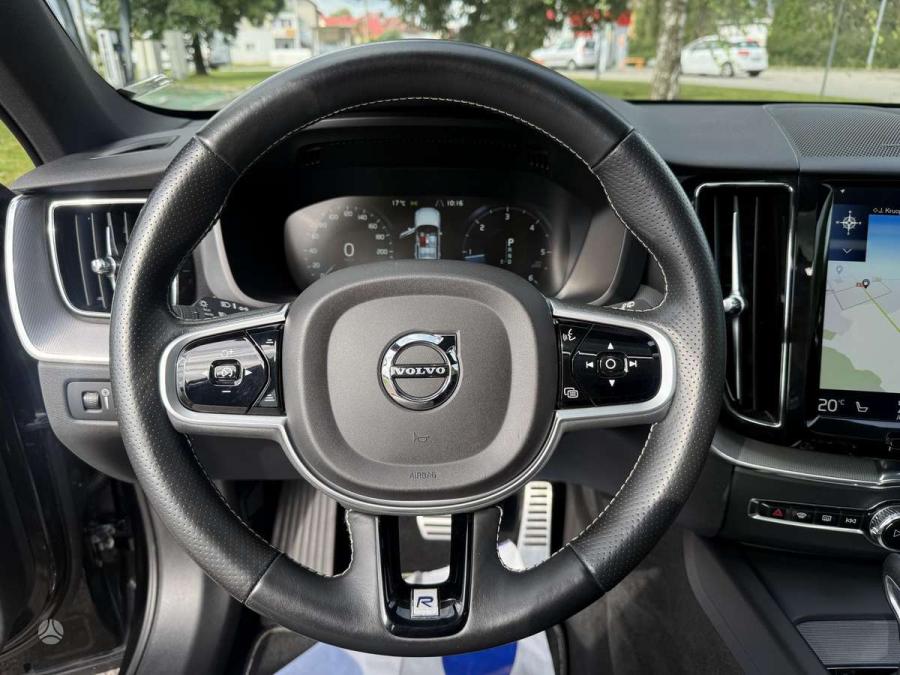 Black Volvo XC60 2019 in Taurage, with an engine capacity of 1.97 L and mileage of 120 thousand km for 21999 €, photo 21 on AUTOMOTO.COM.LV