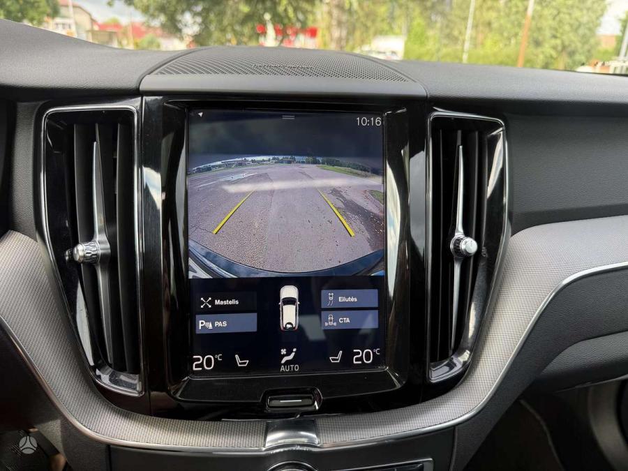 Black Volvo XC60 2019 in Taurage, with an engine capacity of 1.97 L and mileage of 120 thousand km for 21999 €, photo 24 on AUTOMOTO.COM.LV