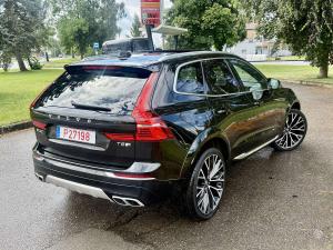 Black Volvo XC60 2019 in Taurage, with an engine capacity of 1.97 L and mileage of 220 thousand km for 19999 €, photo 8 on AUTOMOTO.COM.LV