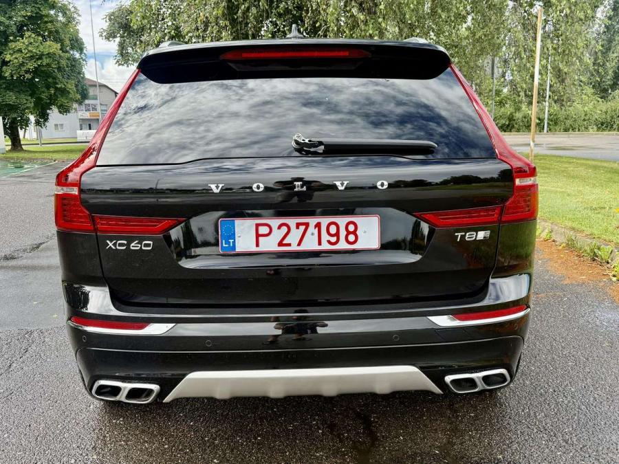 Black Volvo XC60 2019 in Taurage, with an engine capacity of 1.97 L and mileage of 220 thousand km for 19999 €, photo 9 on AUTOMOTO.COM.LV