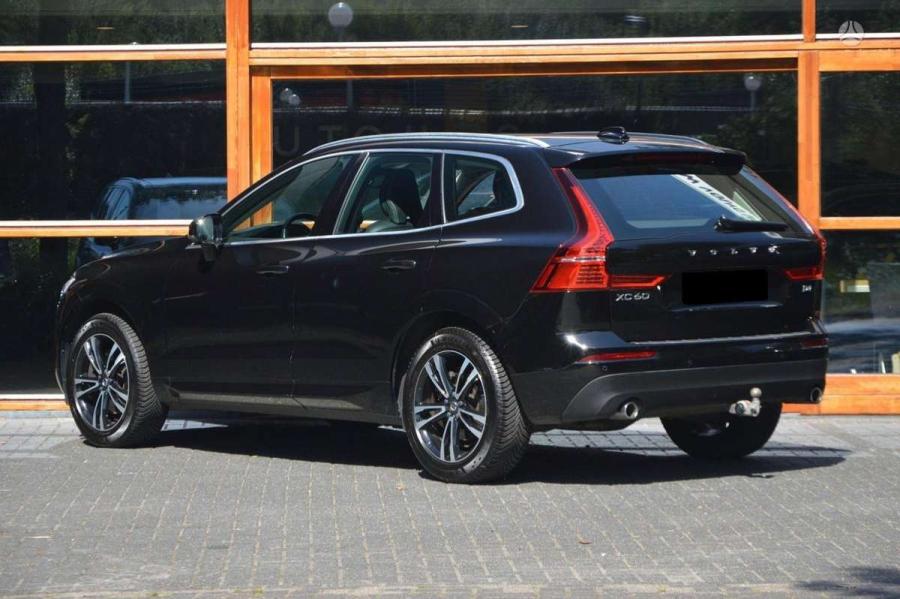 Melns Volvo XC60 2019 Kauņa, ar dzinēja tilpumu 2.00 L un nobraukumu 214 tūkst. km par 19999 €, foto 3 vietnē AUTOMOTO.COM.LV