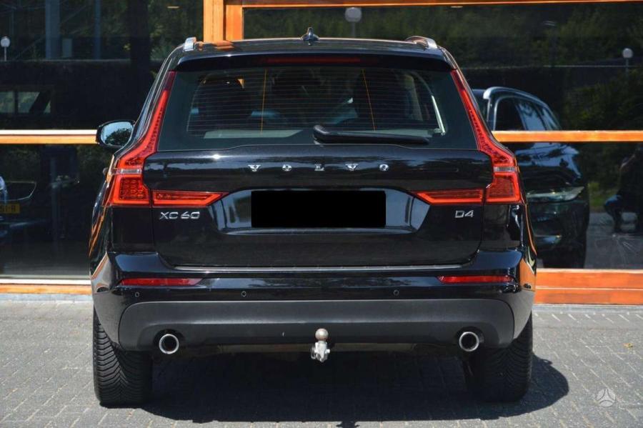 Melns Volvo XC60 2019 Kauņa, ar dzinēja tilpumu 2.00 L un nobraukumu 214 tūkst. km par 19999 €, foto 6 vietnē AUTOMOTO.COM.LV