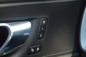 Melns Volvo XC60 2019 Kauņa, ar dzinēja tilpumu 2.00 L un nobraukumu 214 tūkst. km par 19999 €, foto 8 vietnē AUTOMOTO.COM.LV