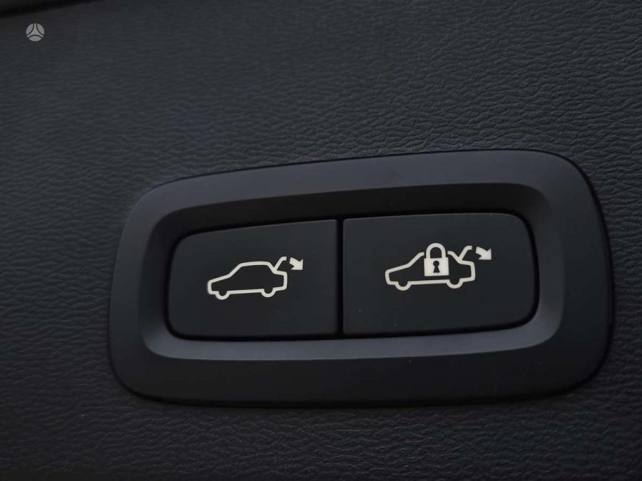 Melns Volvo XC60 2019 Kauņa, ar dzinēja tilpumu 2.00 L un nobraukumu 214 tūkst. km par 19999 €, foto 18 vietnē AUTOMOTO.COM.LV