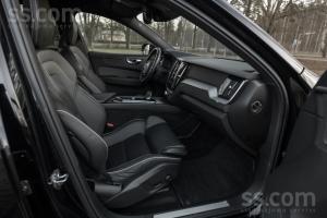 Melns Volvo XC60 2020 Rīga, ar dzinēja tilpumu 2.00 L un nobraukumu 174 tūkst. km par 24800 €, foto 12 vietnē AUTOMOTO.COM.LV