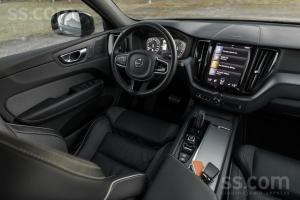 Melns Volvo XC60 2020 Rīga, ar dzinēja tilpumu 2.00 L un nobraukumu 174 tūkst. km par 24800 €, foto 15 vietnē AUTOMOTO.COM.LV