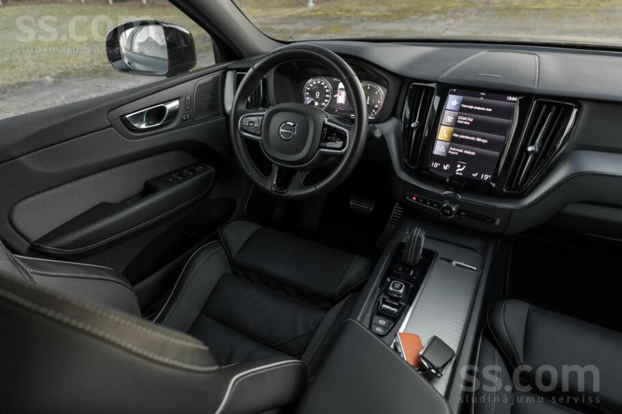 Melns Volvo XC60 2020 Rīga, ar dzinēja tilpumu 2.00 L un nobraukumu 174 tūkst. km par 24800 €, foto 15 vietnē AUTOMOTO.COM.LV