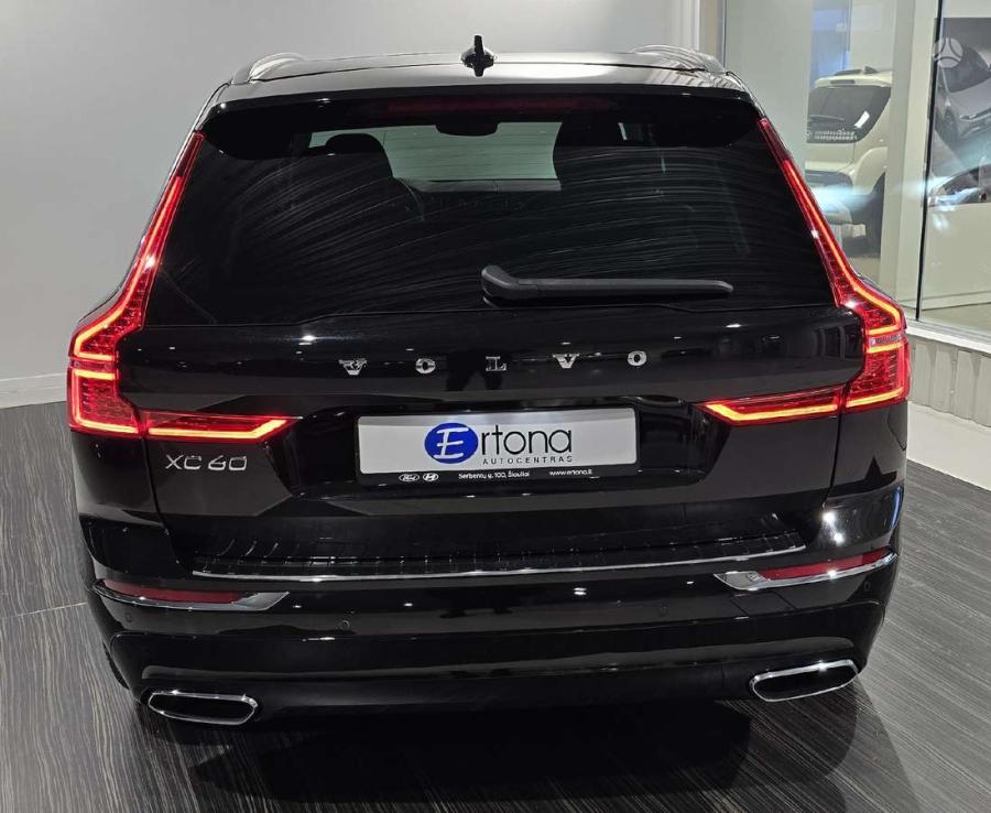 Melns Volvo XC60 2020 Šauļi, ar dzinēja tilpumu 1.97 L un nobraukumu 67 tūkst. km par 31500 €, foto 10 vietnē AUTOMOTO.COM.LV