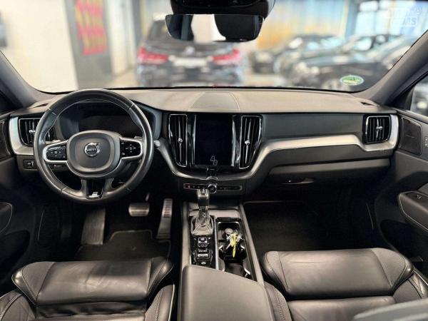 Melns Volvo XC60 2020 Klaipėda, ar dzinēja tilpumu 2.00 L un nobraukumu 192 tūkst. km par 24900 €, foto 2 vietnē AUTOMOTO.COM.LV