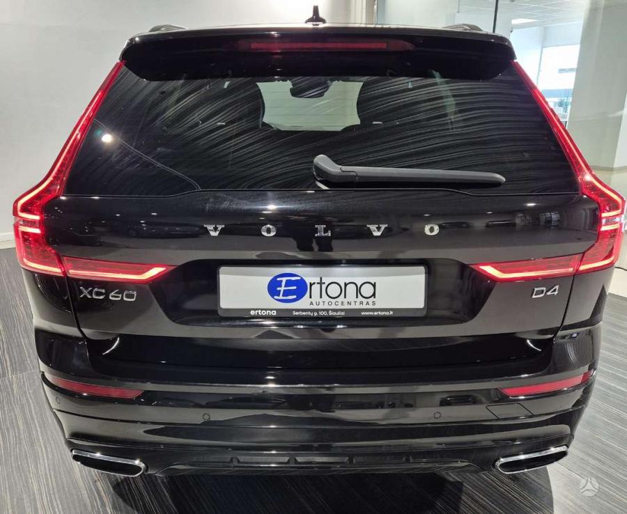Melns Volvo XC60 2020 Šauļi, ar dzinēja tilpumu 1.97 L un nobraukumu 131 tūkst. km par 25900 €, foto 7 vietnē AUTOMOTO.COM.LV