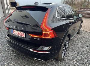 Black Volvo XC60 2020 in Klaipeda, with an engine capacity of 1.97 L and mileage of 269 thousand km for 19900 €, photo 4 on AUTOMOTO.COM.LV