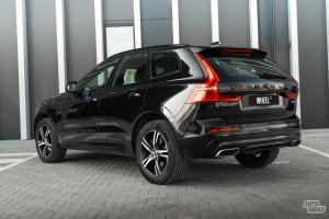 Melns Volvo XC60 2020 Viļņa, ar dzinēja tilpumu 2.00 L un nobraukumu 169 tūkst. km par 27000 €, foto 3 vietnē AUTOMOTO.COM.LV