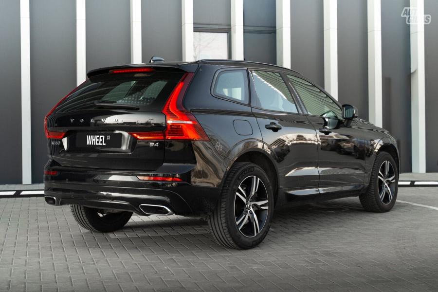 Melns Volvo XC60 2020 Viļņa, ar dzinēja tilpumu 2.00 L un nobraukumu 169 tūkst. km par 27000 €, foto 5 vietnē AUTOMOTO.COM.LV