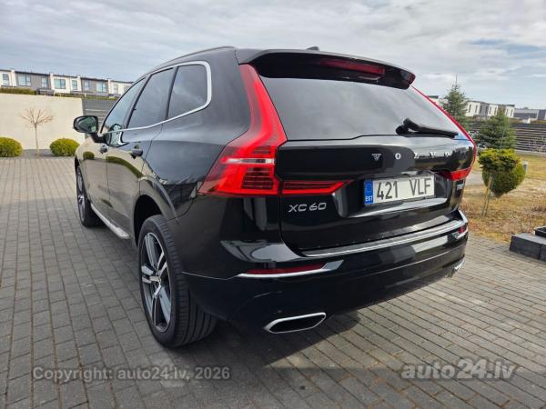 Melns Volvo XC60 2020 Tallina, ar dzinēja tilpumu 2.00 L un nobraukumu 122 tūkst. km par 34900 €, foto 4 vietnē AUTOMOTO.COM.LV