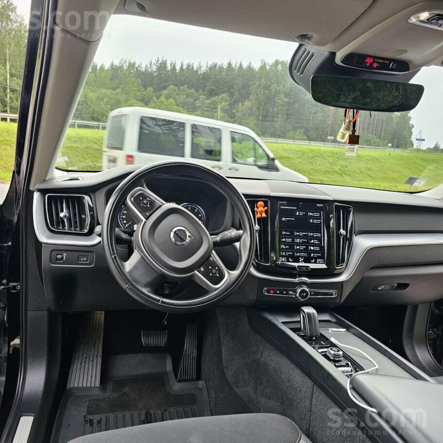 Черный Вольво ХС60 2020 в Екабпилс, объемом двигателя 2.00 л и пробегом 199 тыс. км за 19000 €, фото 8 на AUTOMOTO.COM.LV