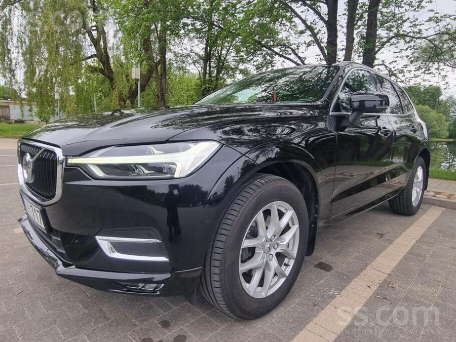 Black Volvo XC60 2020 in Riga, with an engine capacity of 2.00 L and mileage of 170 thousand km for 24450 €, photo 3 on AUTOMOTO.COM.LV
