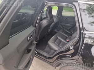 Black Volvo XC60 2020 in Riga, with an engine capacity of 2.00 L and mileage of 170 thousand km for 24450 €, photo 18 on AUTOMOTO.COM.LV