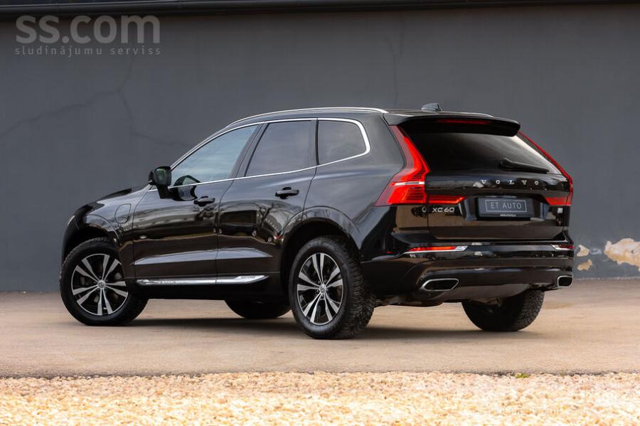 Melns Volvo XC60 2020 Jelgava, ar dzinēja tilpumu 2.00 L un nobraukumu 176 tūkst. km par 24500 €, foto 8 vietnē AUTOMOTO.COM.LV
