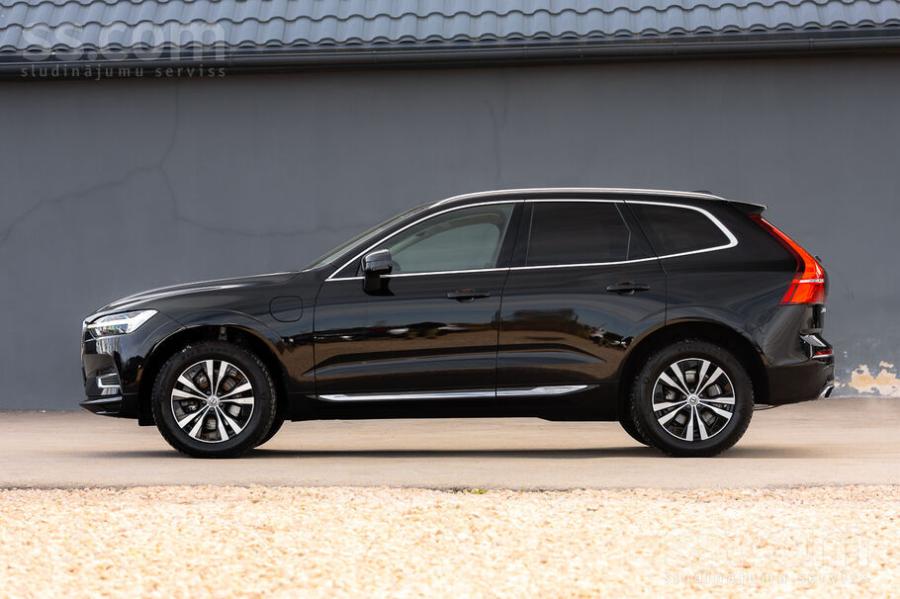 Melns Volvo XC60 2020 Jelgava, ar dzinēja tilpumu 2.00 L un nobraukumu 176 tūkst. km par 24500 €, foto 9 vietnē AUTOMOTO.COM.LV