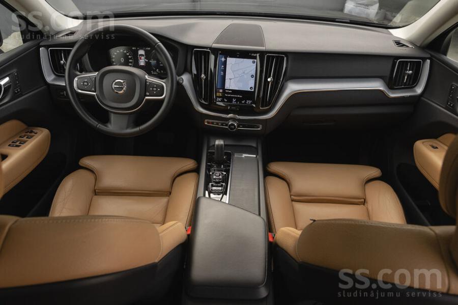 Melns Volvo XC60 2020 Jelgava, ar dzinēja tilpumu 2.00 L un nobraukumu 176 tūkst. km par 24500 €, foto 10 vietnē AUTOMOTO.COM.LV