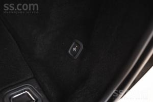 Melns Volvo XC60 2020 Jelgava, ar dzinēja tilpumu 2.00 L un nobraukumu 176 tūkst. km par 24500 €, foto 18 vietnē AUTOMOTO.COM.LV