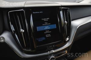 Melns Volvo XC60 2020 Jelgava, ar dzinēja tilpumu 2.00 L un nobraukumu 176 tūkst. km par 24500 €, foto 21 vietnē AUTOMOTO.COM.LV