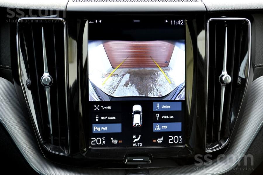 Melns Volvo XC60 2020 Tukums, ar dzinēja tilpumu 2.00 L un nobraukumu 210 tūkst. km par 23490 €, foto 15 vietnē AUTOMOTO.COM.LV