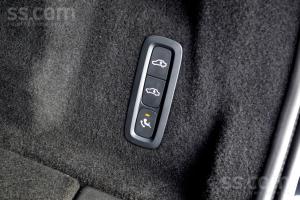 Melns Volvo XC60 2020 Tukums, ar dzinēja tilpumu 2.00 L un nobraukumu 210 tūkst. km par 23490 €, foto 36 vietnē AUTOMOTO.COM.LV