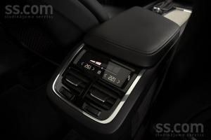 Melns Volvo XC60 2020 Jelgava, ar dzinēja tilpumu 2.00 L un nobraukumu 0 tūkst. km par 25500 €, foto 12 vietnē AUTOMOTO.COM.LV